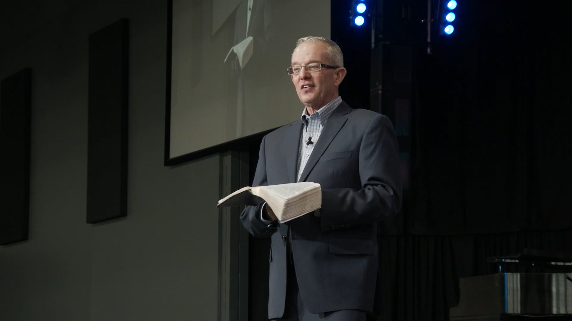 11/27/2022 Sunday - Grace Life Pt 10 - Pastor Lawson Perdue